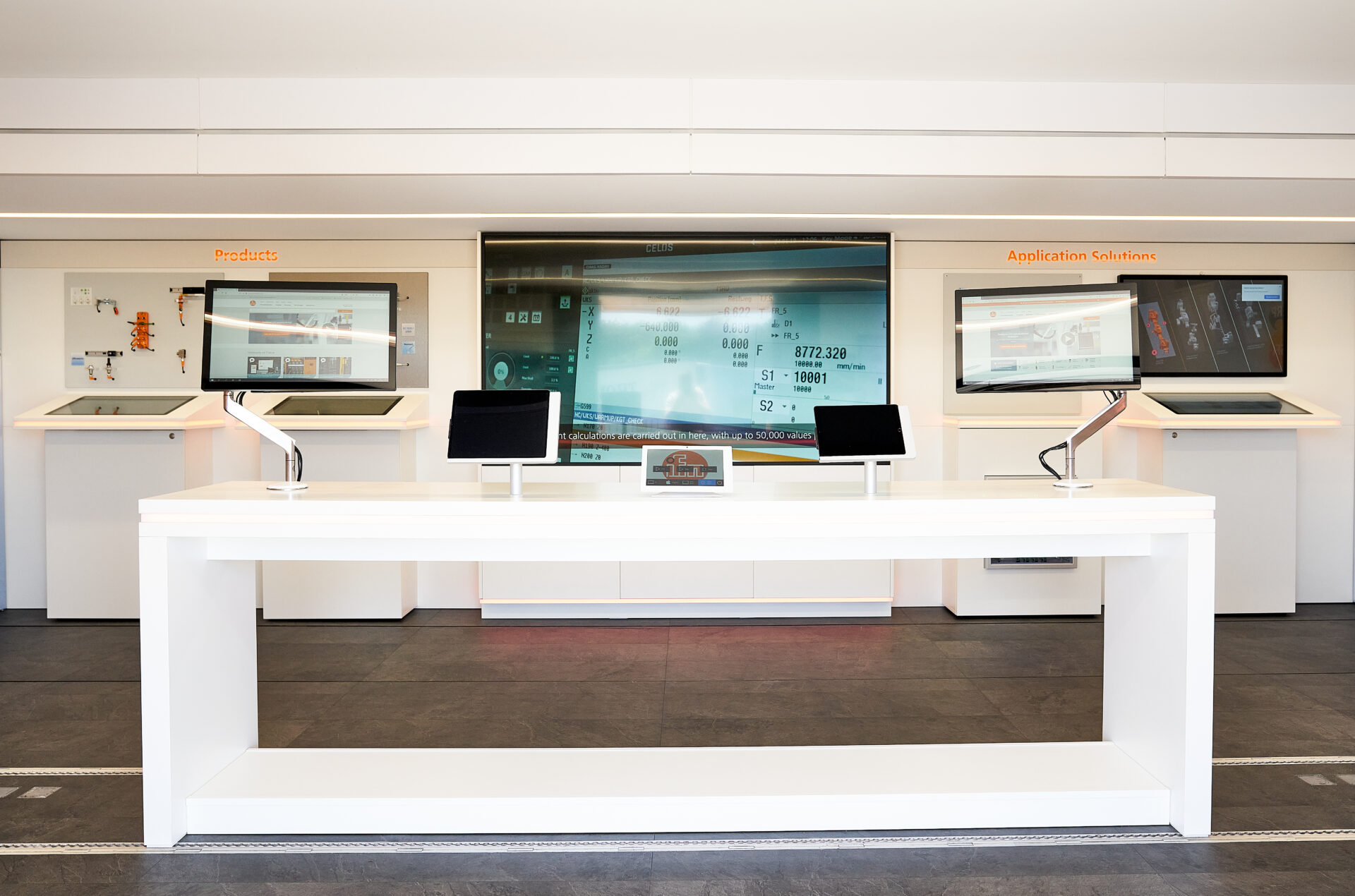 Die ifm-Roadshow wird zum Mittelpunkt - Eventrent