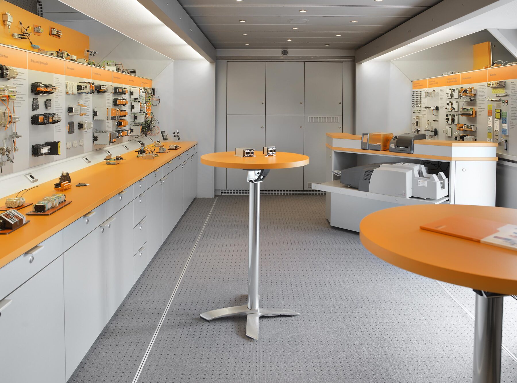 The Power of the "Crew Office" Mobile Office - Eventrent