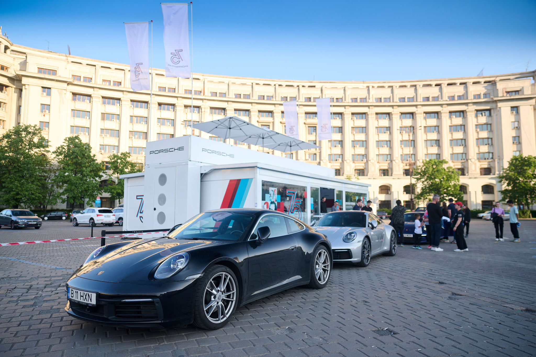 Custom Mobile Showrooms: Built to fit your brand - Eventrent