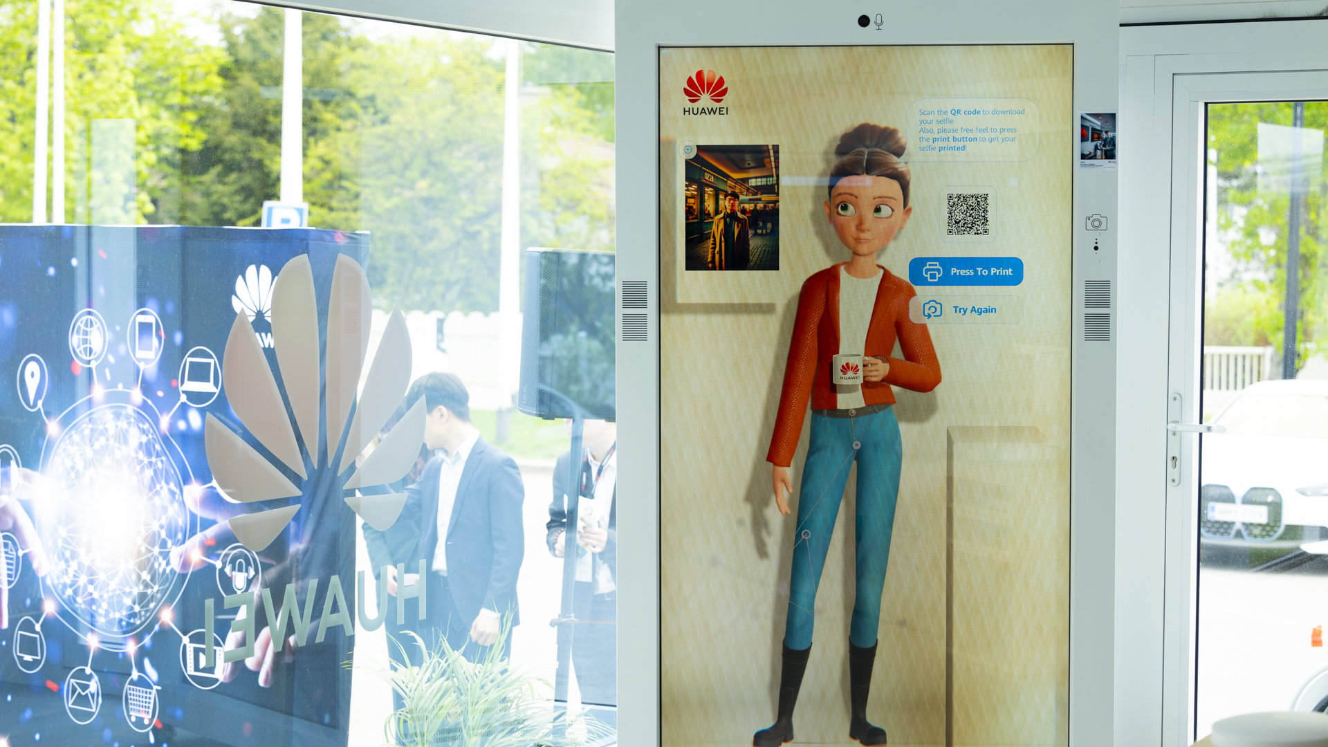 The Holobox: The AI photoboothElevate Your Roadshow and Marketing ...
